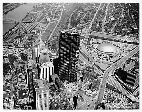 Aerial view of the U.S. Steel Building During Construction | Historic ...